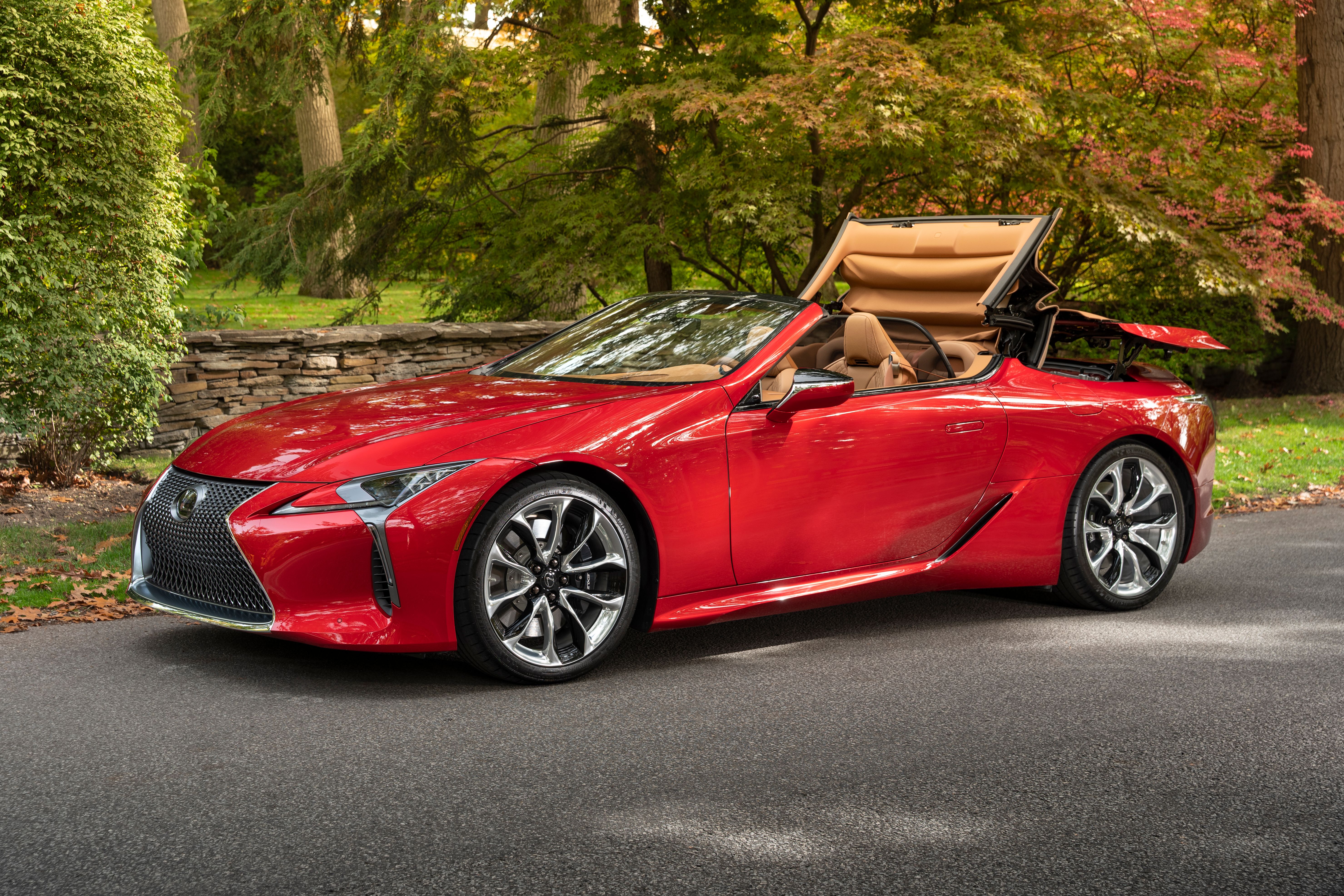 Lexus LC 500 Convertible - Open-Top Luxury and Performance | Lexus Bahrain